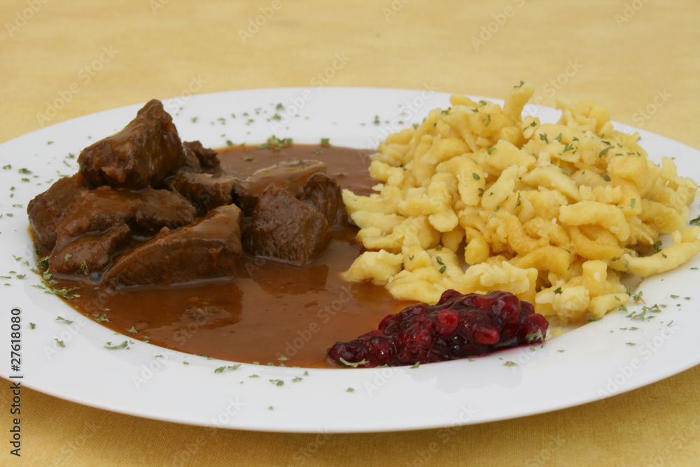 Hirschragout mit Spätzle Stock-Foto | Adobe Stock