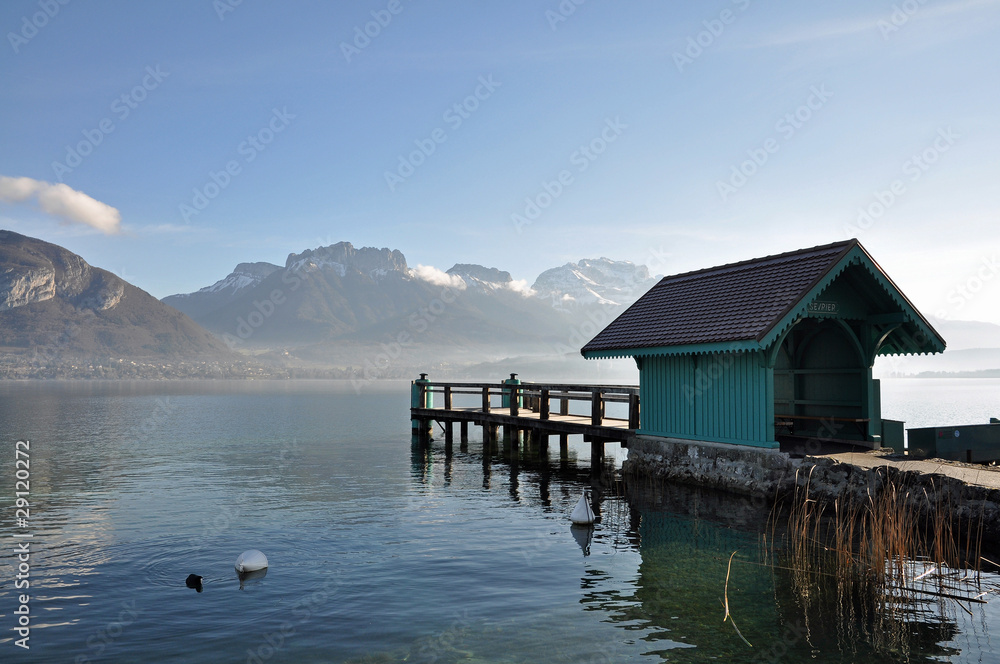 Ponton sur le Lac d'Annecy Stock Photo | Adobe Stock