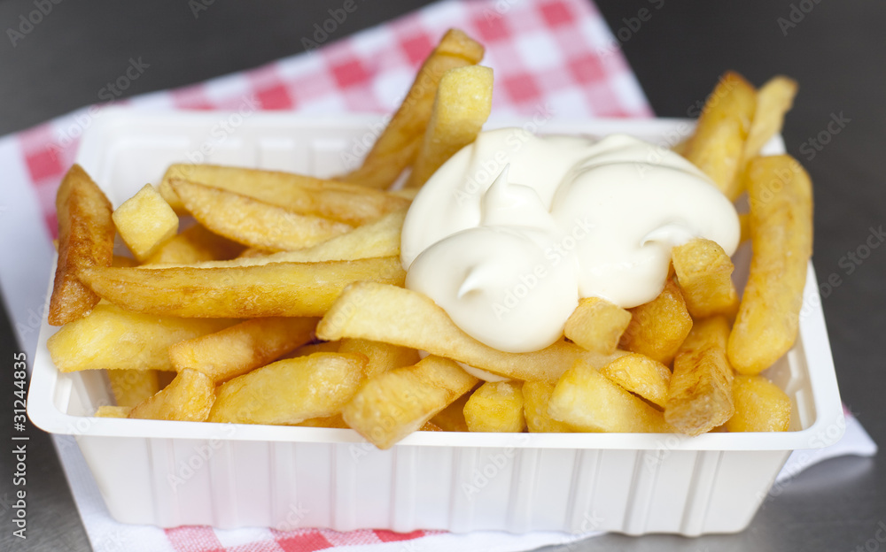 ravier de frites Belge sauce mayonnaise Stock Photo | Adobe Stock