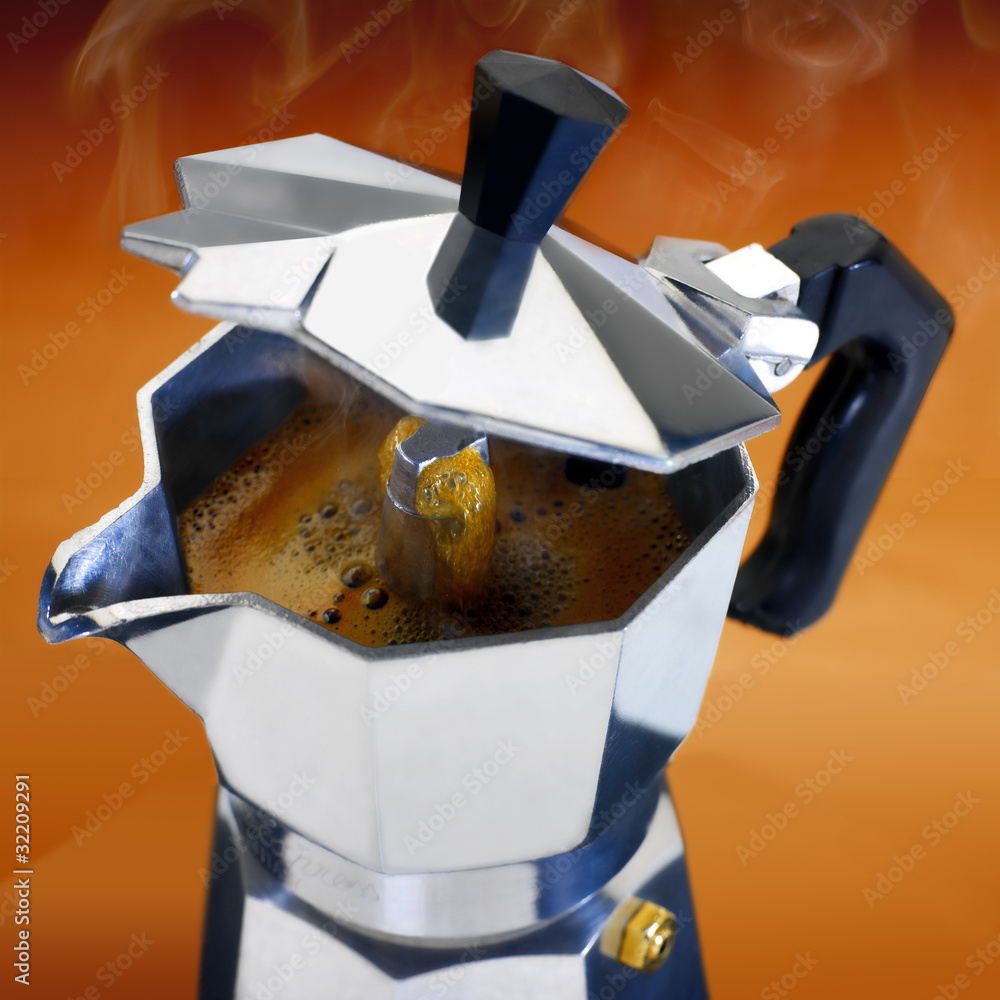 moka di caffè Stock Photo | Adobe Stock