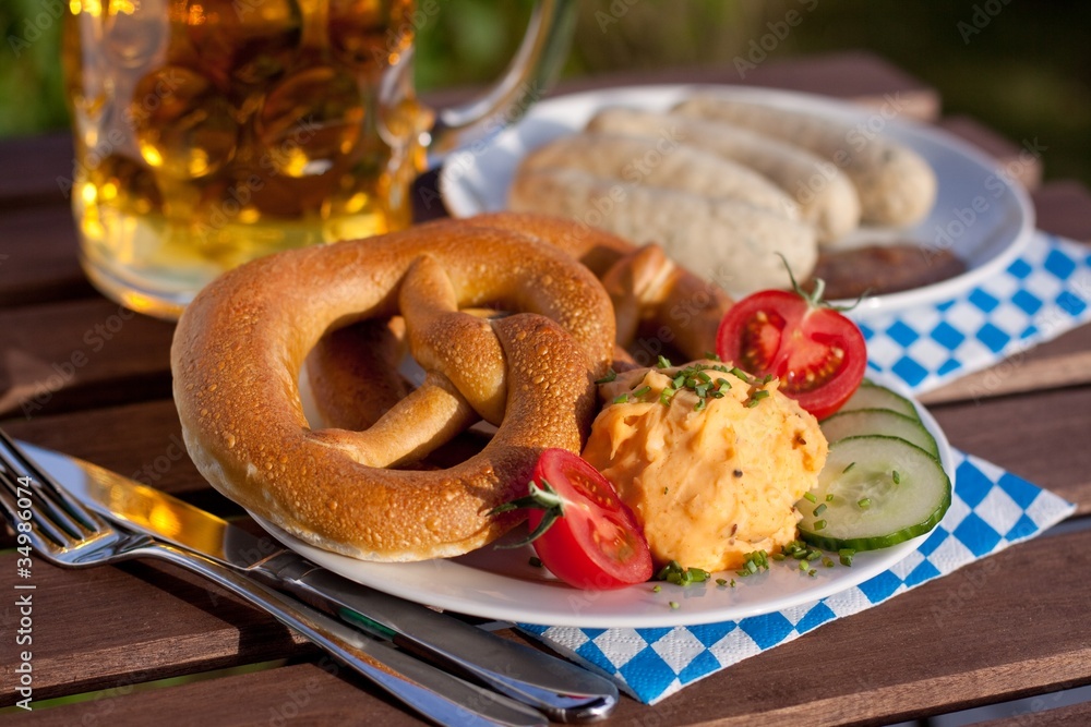 Brezel, Obatzda und Weisswurst Stock-Foto | Adobe Stock