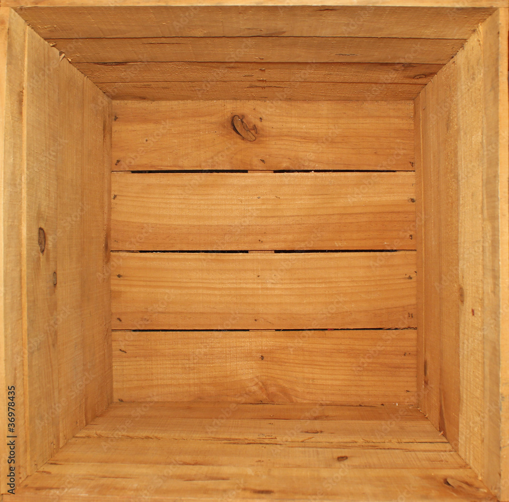 Interior de una caja de madera Stock Photo | Adobe Stock