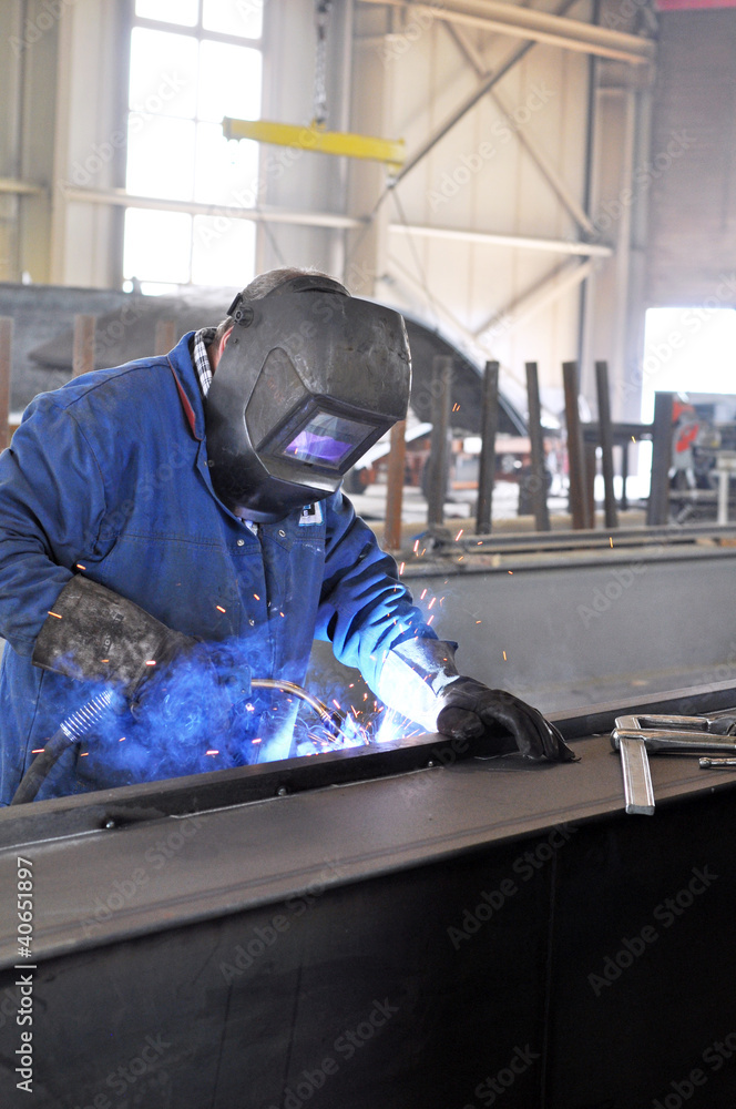 Schweißer Stahlbau // fabrication Stock Photo | Adobe Stock
