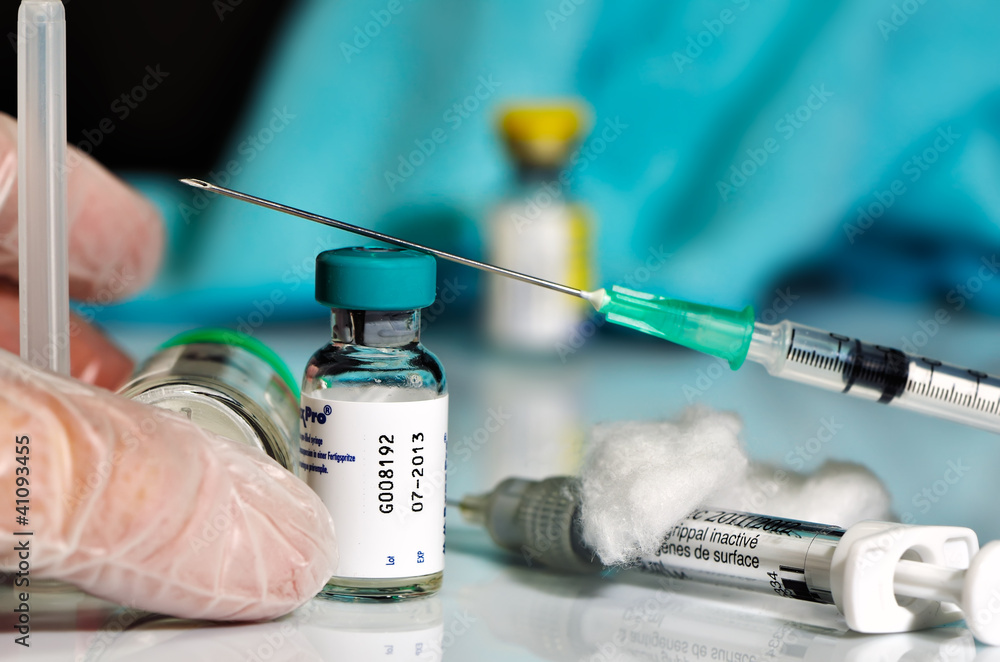 Foto Stock vaccin,injection,piqure,aiguille,needle,bleu | Adobe Stock