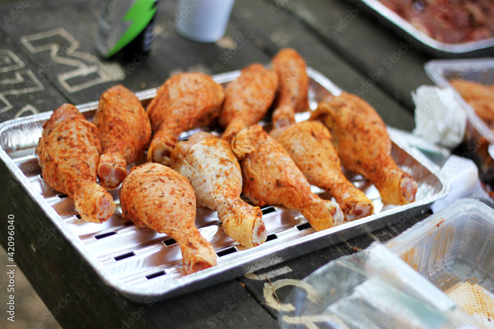 marinierte pouletschenkel Stock Photo | Adobe Stock