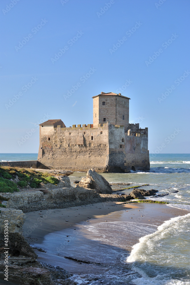 Castello di Torre Astura - Nettuno - Roma - Lazio - Italia foto de ...