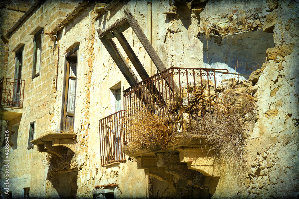 Building collapse, destruction, earthquake Stock Photo | Adobe Stock