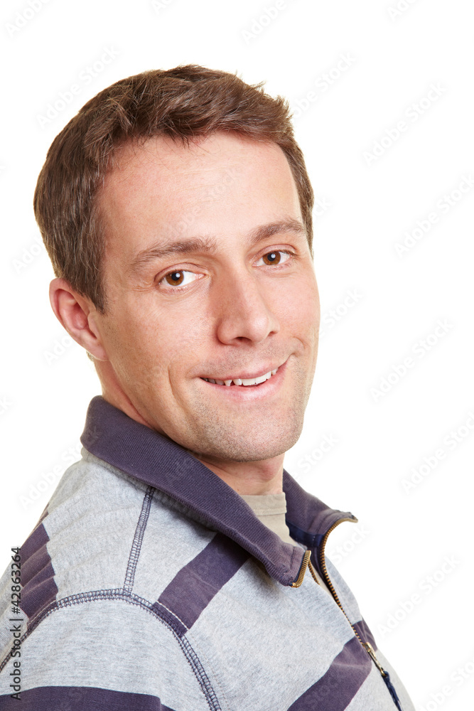 Mann lächelt in die Kamera Stock Photo | Adobe Stock Mann lächelt in die Kamera Stock Photo | Adobe Stock