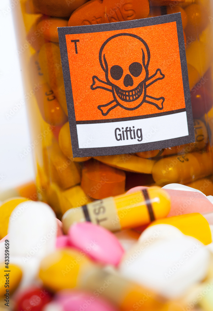 Tabletten - giftig Stock-Foto | Adobe Stock
