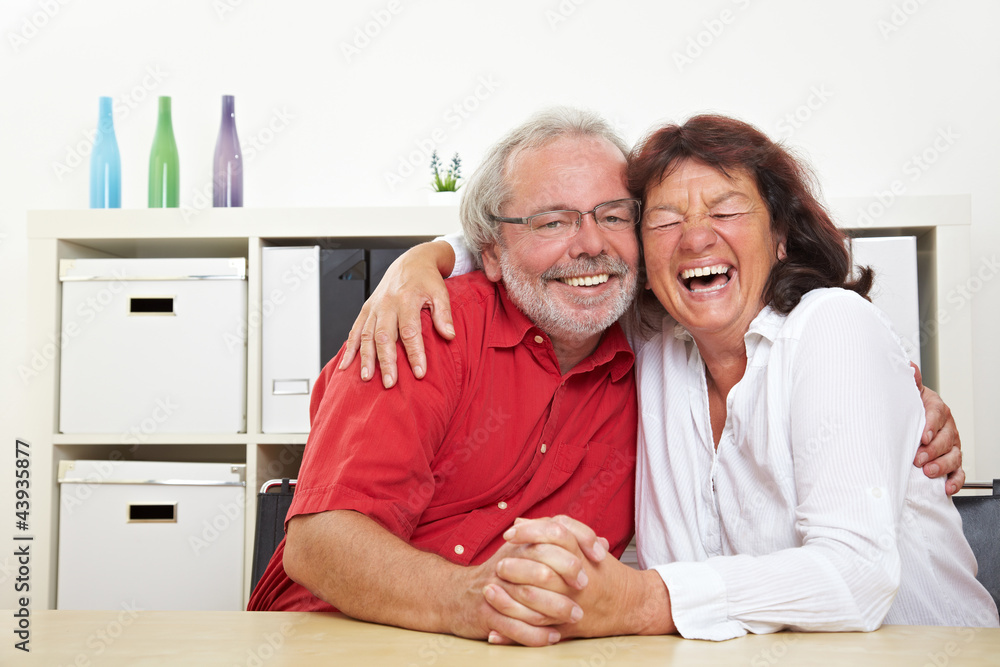 Zwei lachende Senioren Stock Photo | Adobe Stock