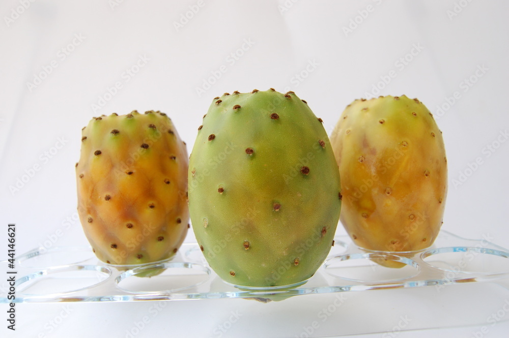 Higos chumbos, chumbera, nopal. Opuntia ficus indica Stock Photo ...