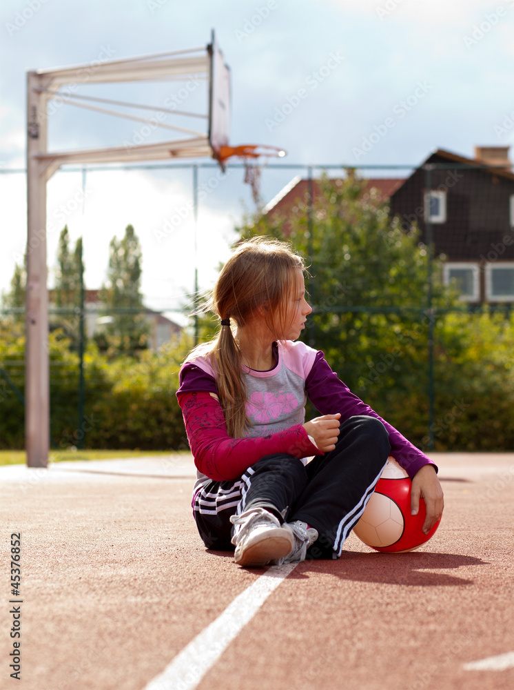 Gipsarm Stock-Foto | Adobe Stock