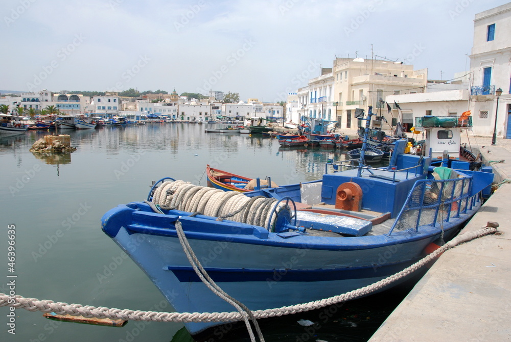 bateau de pêche du port de Bizerte Stock Photo | Adobe Stock