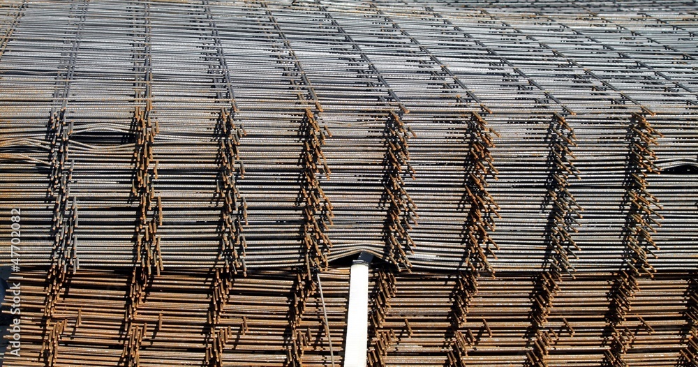 Treillis de fers à béton torsadés Stock Photo | Adobe Stock