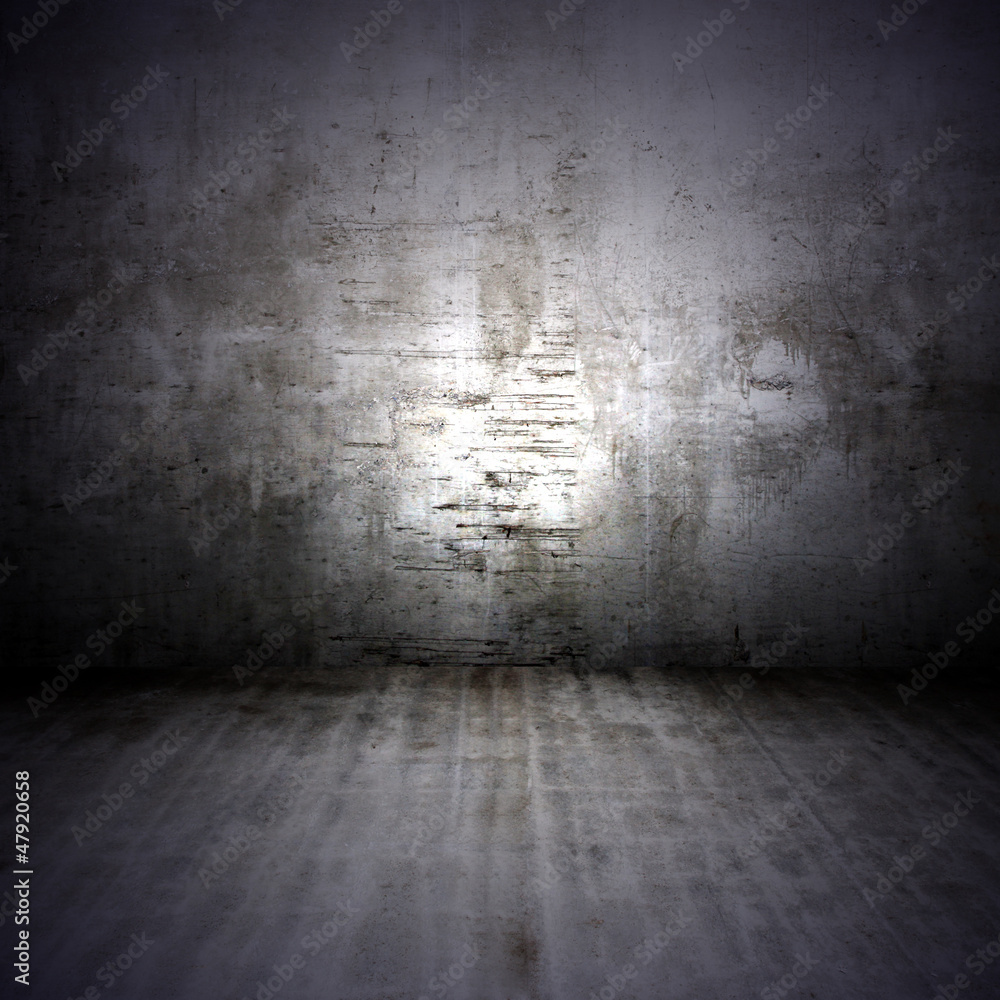 Dunkler Keller Stock-Foto | Adobe Stock