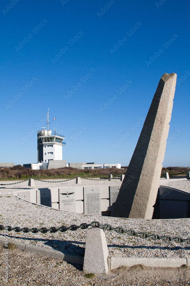 Le sémaphore et le mémorial du cap de la chèvre ภาพถ่ายสต็อก | Adobe Stock
