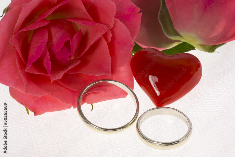 Ringe Stock-Foto | Adobe Stock