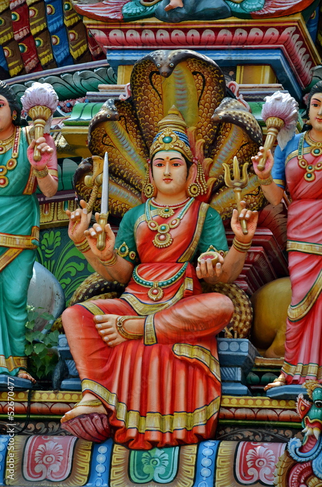 Statues in Sri Mariamman Hindu Temple in Singapore Chinatown Stock ...