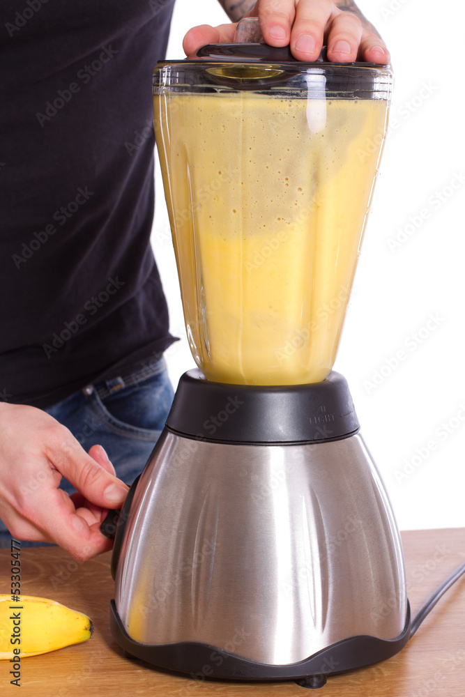 Bananen Milchshake mixen Stock Photo | Adobe Stock