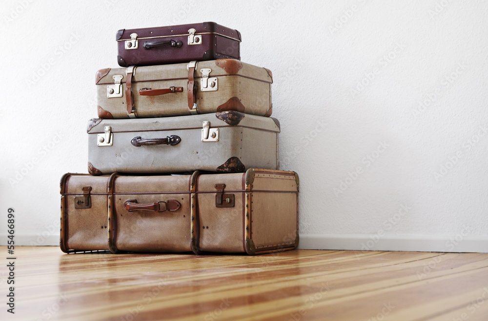 Gepäck Stock-Foto | Adobe Stock