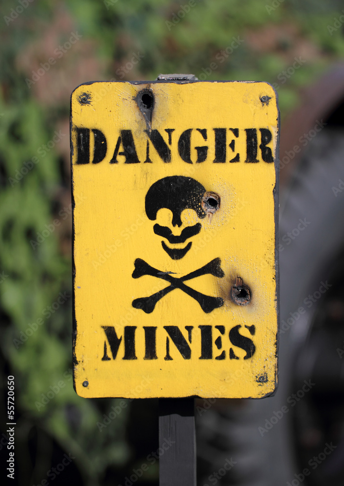 Panneau - Danger mines Stock Photo | Adobe Stock