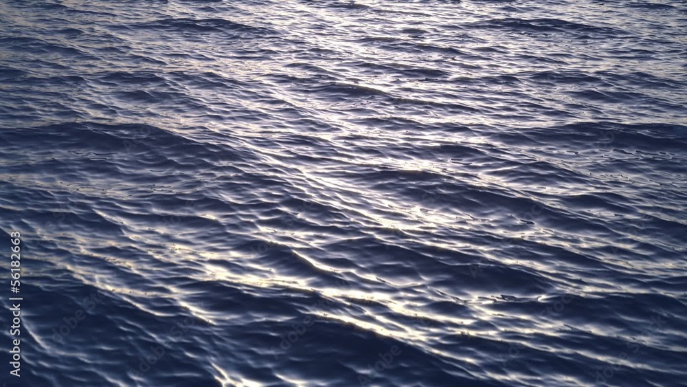 Vidéo Stock Fly over ocean water surface with huge waves, loopable. (HD ...