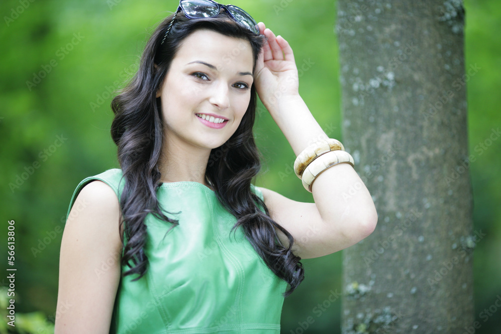 hübsche junge Frau Stock-Foto | Adobe Stock