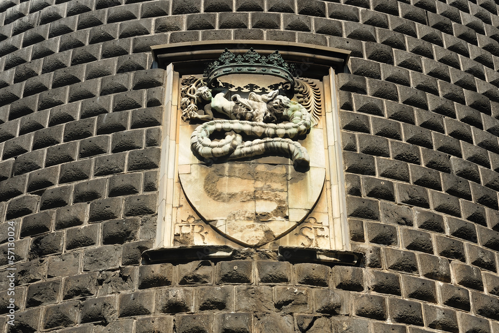 Foto Stock Milano Castello Sforzesco - il Biscione | Adobe Stock