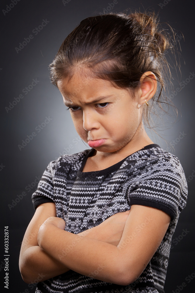 enfant boude Photos | Adobe Stock