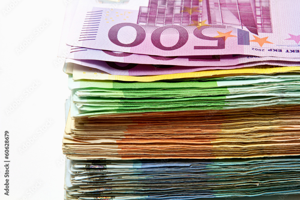 Geldstapel aus 500, 200, 100, 50 und 20 Euro Stock-Foto | Adobe Stock