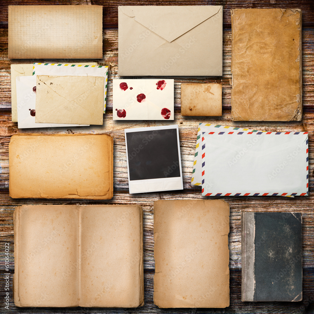 carta vintage collage Stock Photo | Adobe Stock