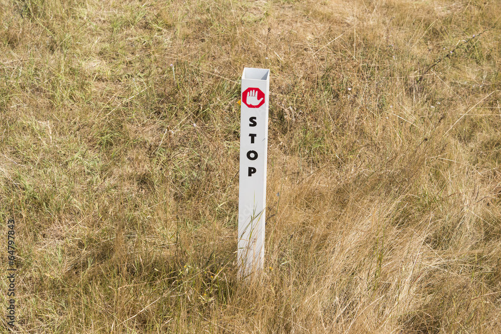 Stopp nicht weitergehen Stock Photo | Adobe Stock