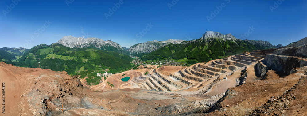 Steirischer Erzberg Stock-Foto | Adobe Stock