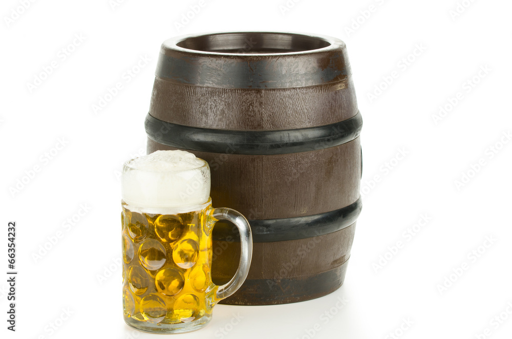 bier vom partyfass Stock-Foto | Adobe Stock