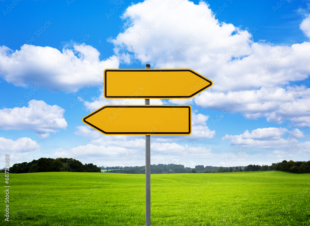 Wegweiser Stock-Foto | Adobe Stock