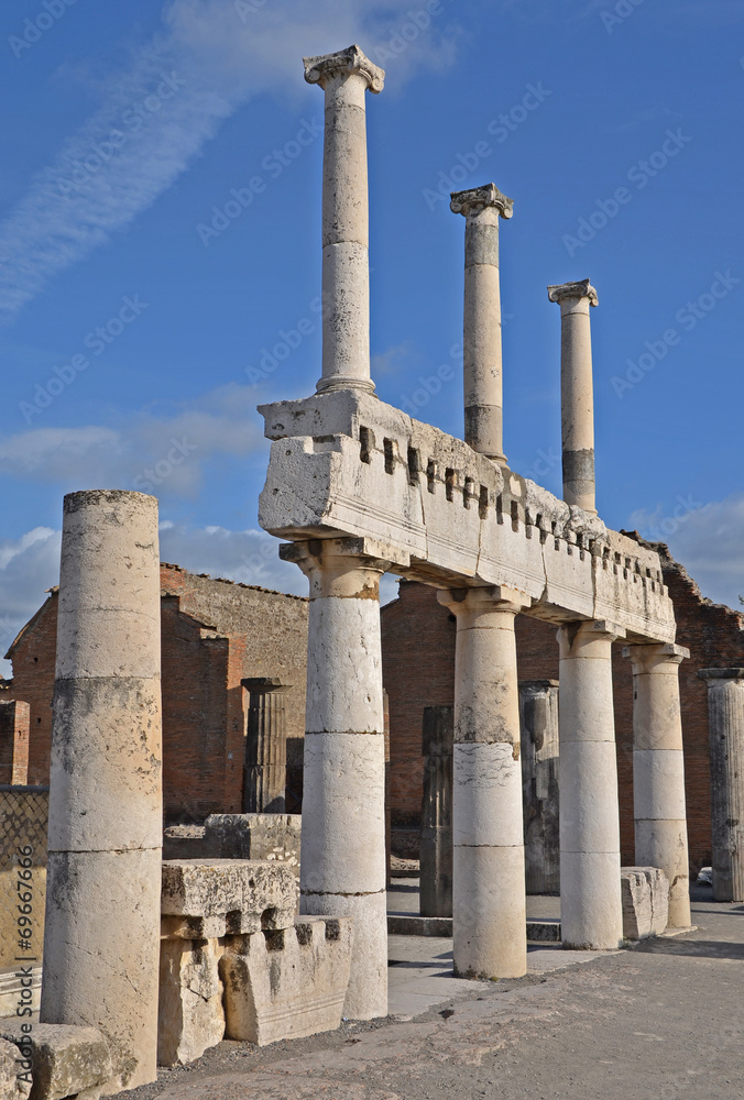 The remains of the two tier colonnade on the forum, Pompeii Stock Photo ...