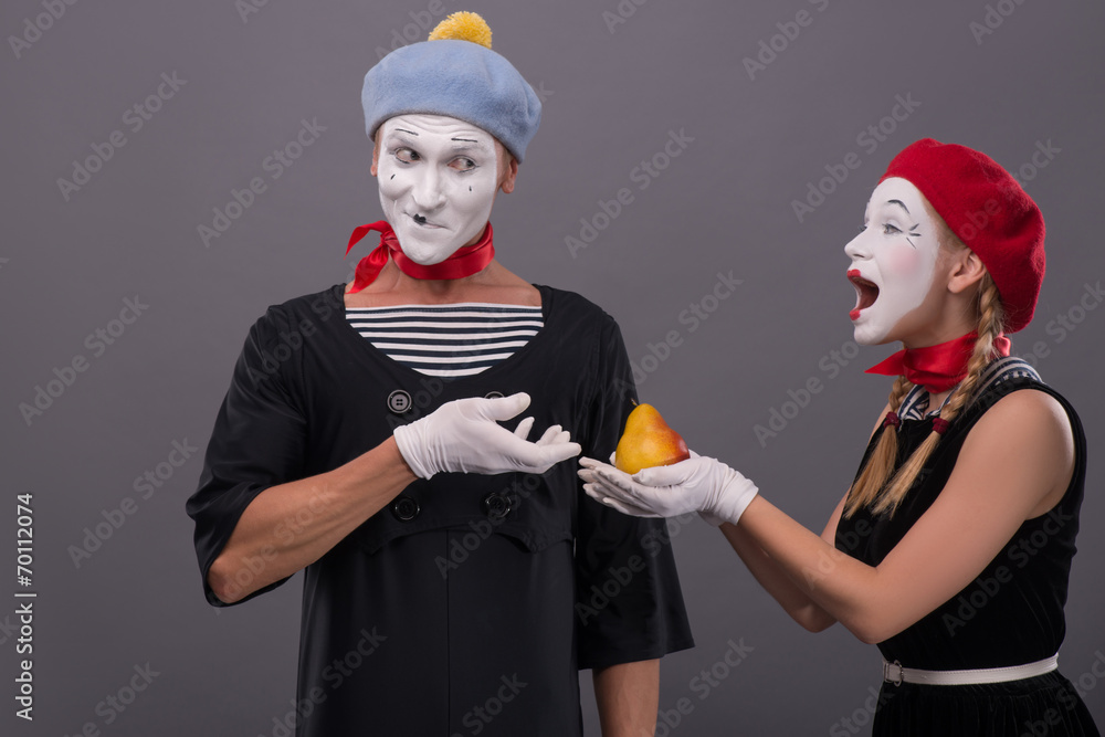 Portrait of funny mime couple with white faces and emotions isol Stock ...
