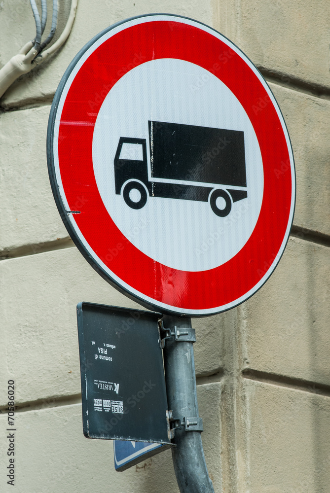 Segnale di divieto di accesso camion, carri, simbolo Stock-Foto | Adobe ...