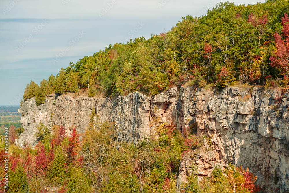 Poster gorgeous natural fall background of Niagara escarpment belt ...