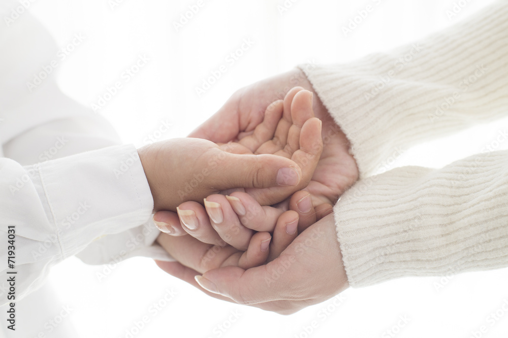 Parent and child of overlapping hands Stock 写真 | Adobe Stock