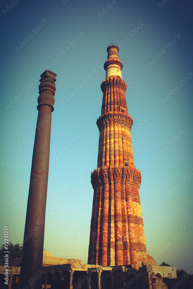 qutub minar with iron pillar Stock Photo | Adobe Stock