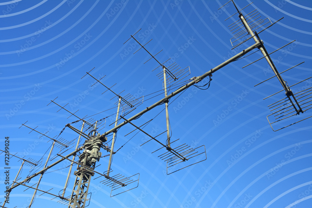 Antenne & Funkwellen Stock-Foto | Adobe Stock