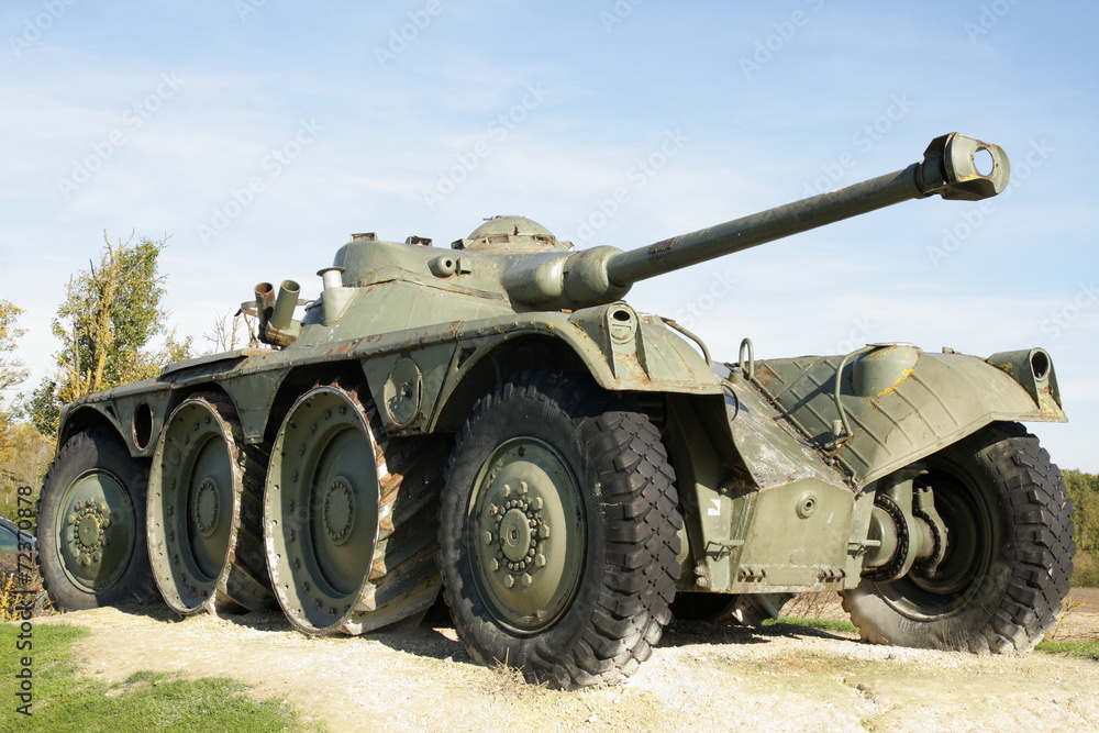Char d'assaut de la première guerre mondiale,Mémorial Stock Photo ...