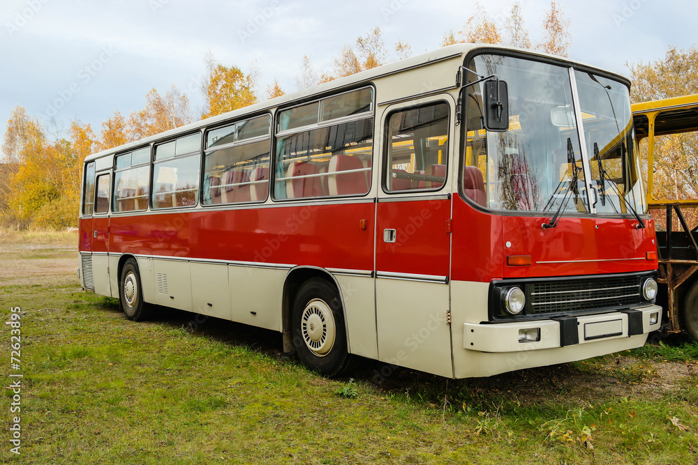 Historischer DDR Bus Z55 Stock-Foto | Adobe Stock