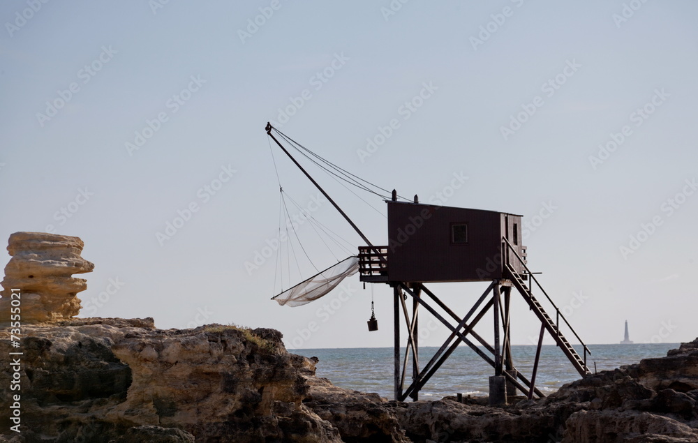 Pêche au carelet, cabane de pêcheurs sur pilotis Stock Photo | Adobe Stock