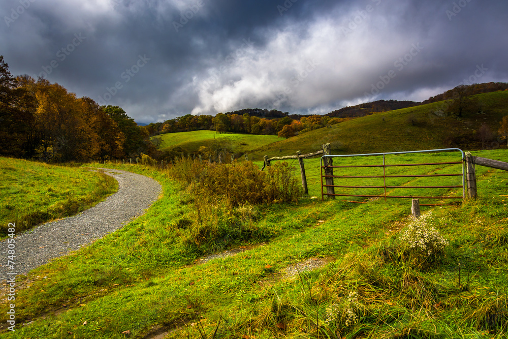 Gate in a farm field in Moses Cone Park, on the Blue Ridge Parkw Stock ...