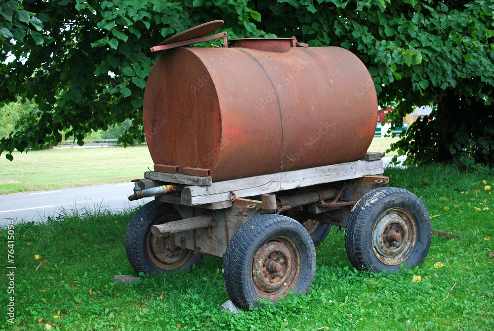 wasserwagen Stock-Foto | Adobe Stock