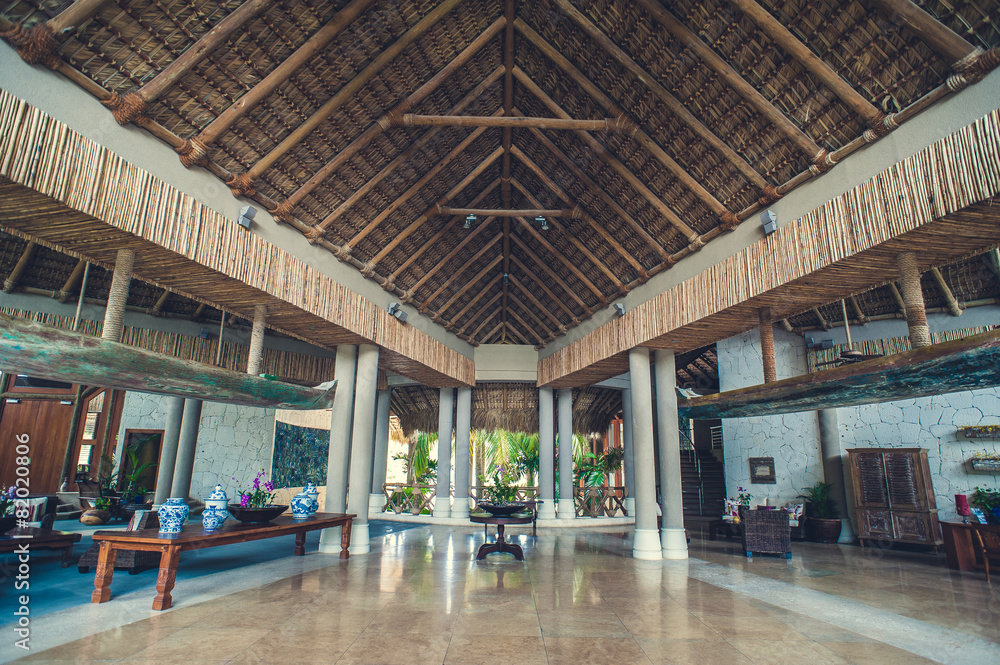 Foto de lobby interior of luxury hotel reception. tropical resort hall ...