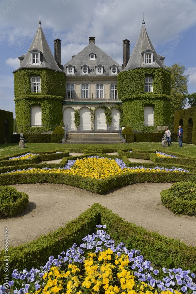 Foto de Le jardin du château de la Hulpe au parc Solvay do Stock ...