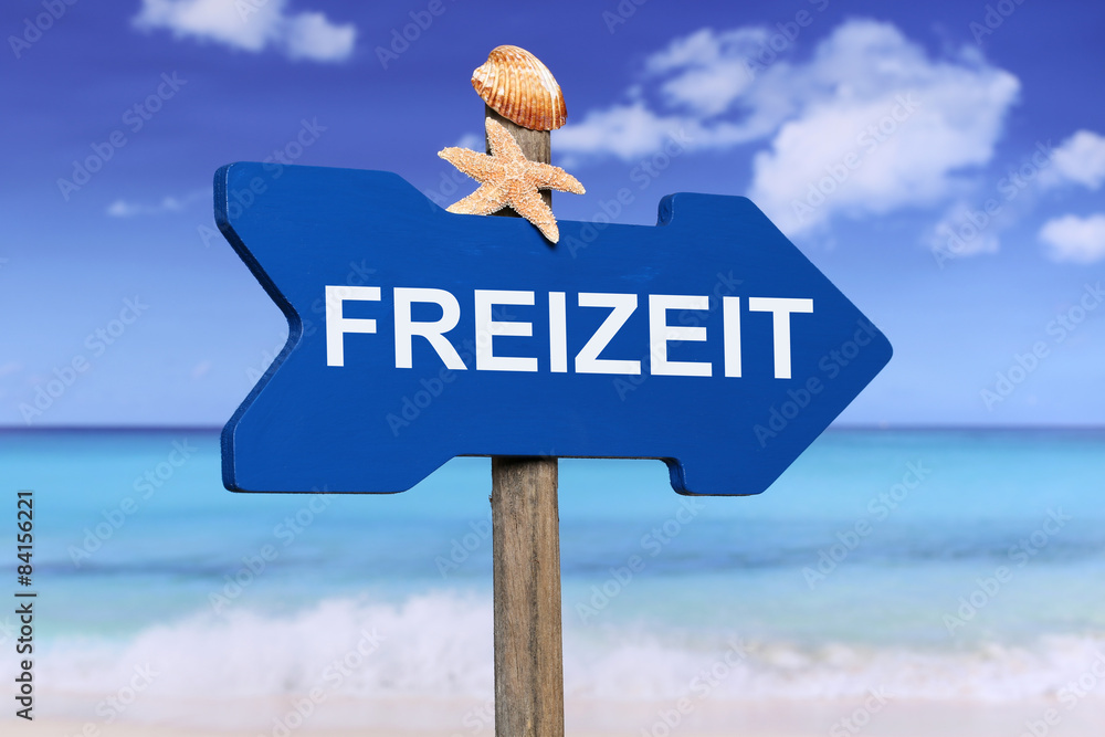 Freizeit am Strand und Meer in den Ferien im Sommer Stock-Foto | Adobe ...